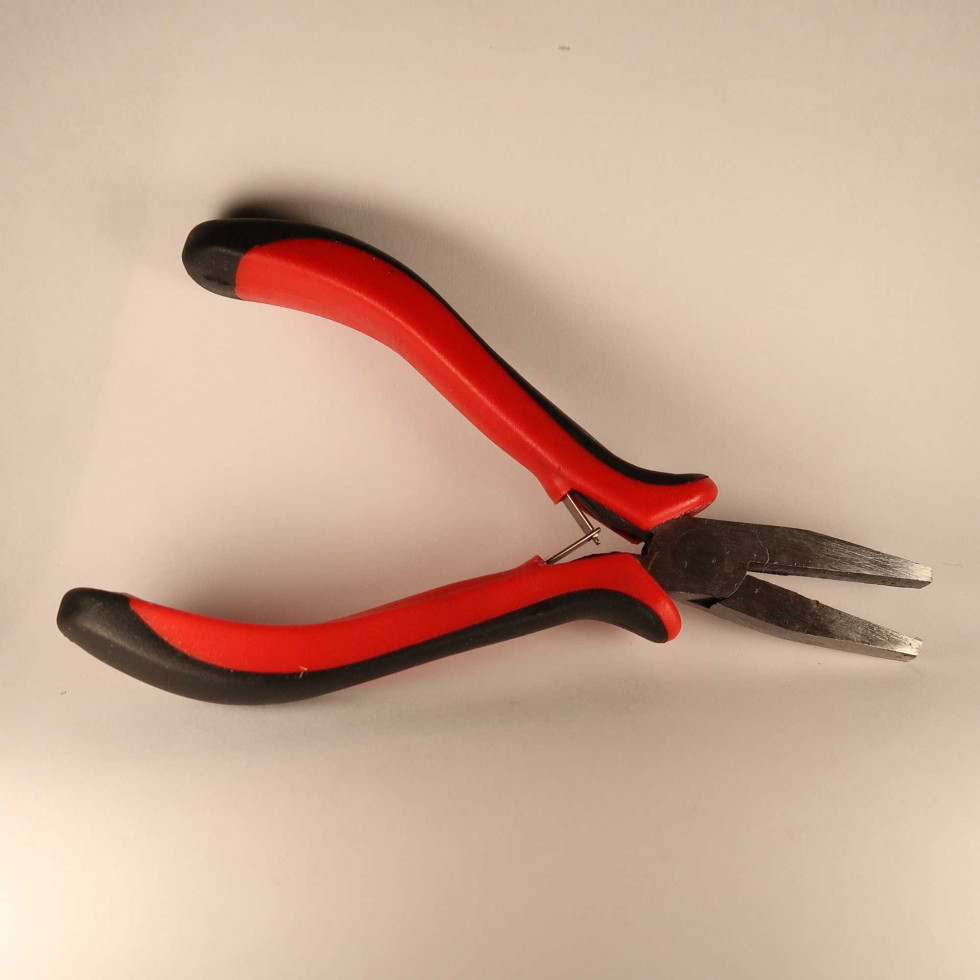 Flat jaw pliers for jewellery making | UK Jewellery Making Tools