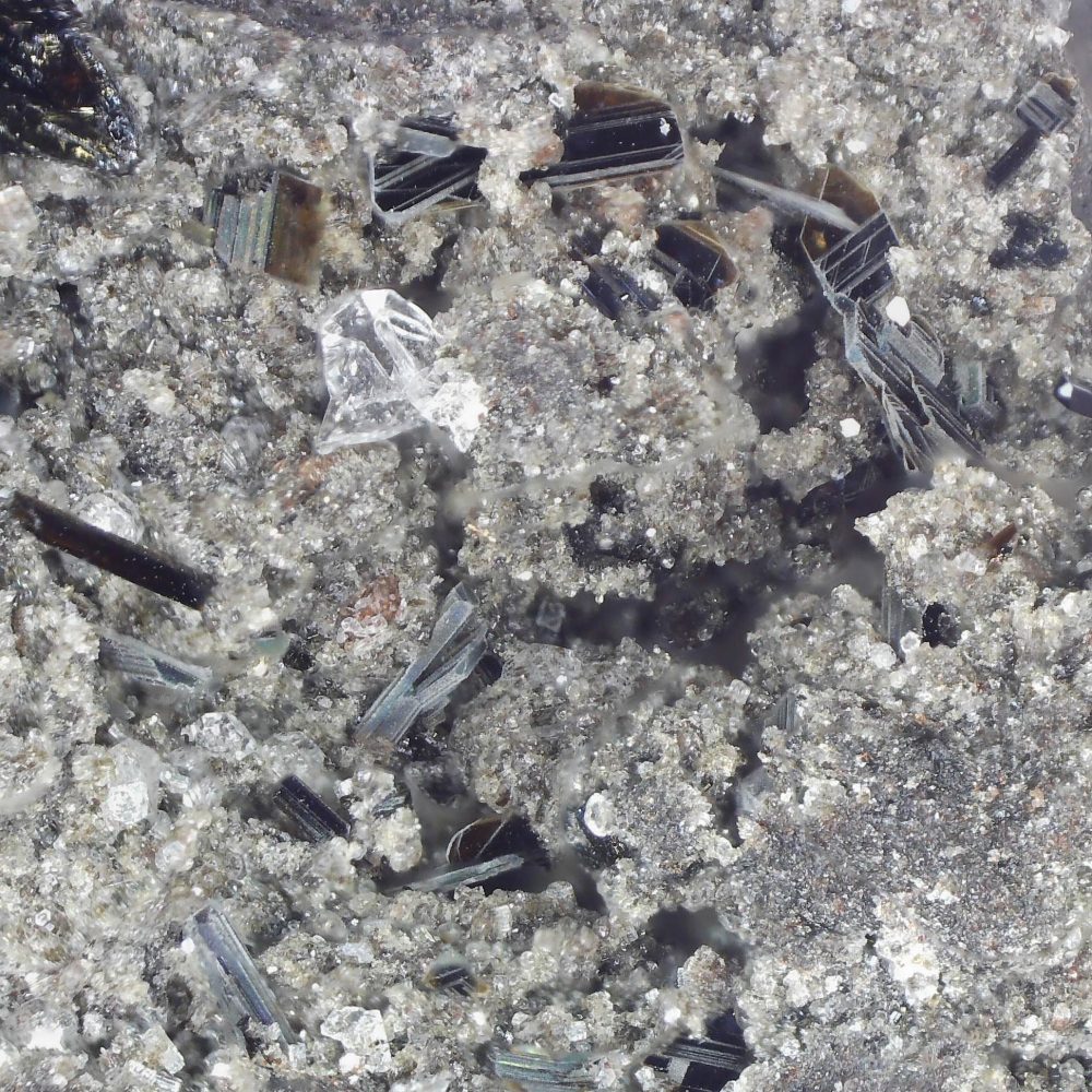 Biotite and Pseudobrookite from Rothenberg quarry, Germany